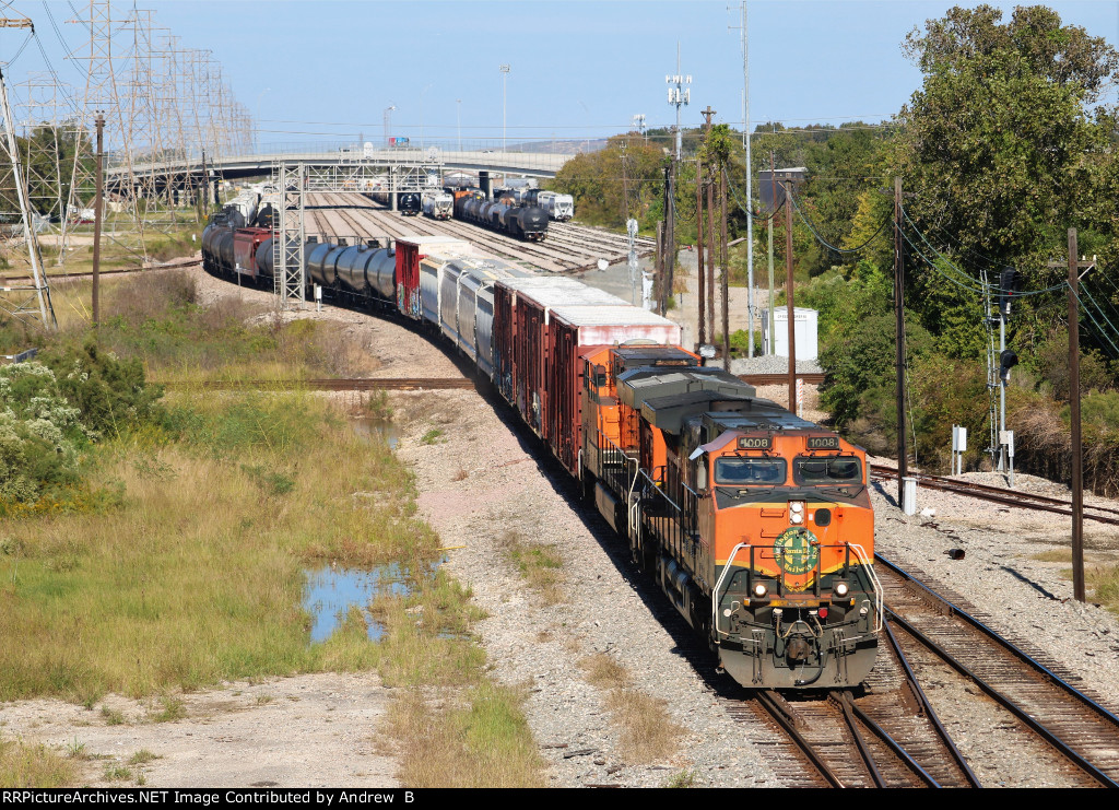 BNSF 1008 SB To New South Yard